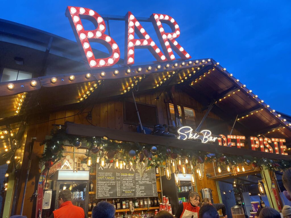 Bakewell Christmas Market 2025 Guide | Dates, Parking, Stalls & Travel ...